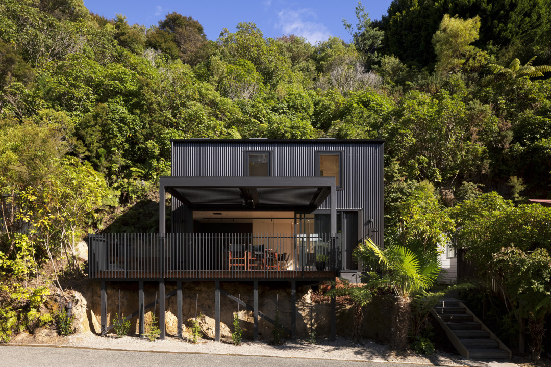 Honeymoon Bay Project - Elegant Coastal Design with COLORSTEEL ...