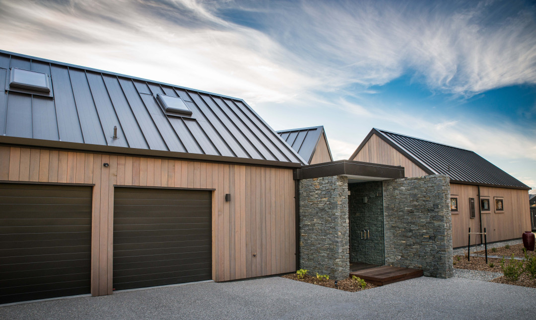 COLORSTEEL® Accessories - steel guttering and spouting, downpipes and ...