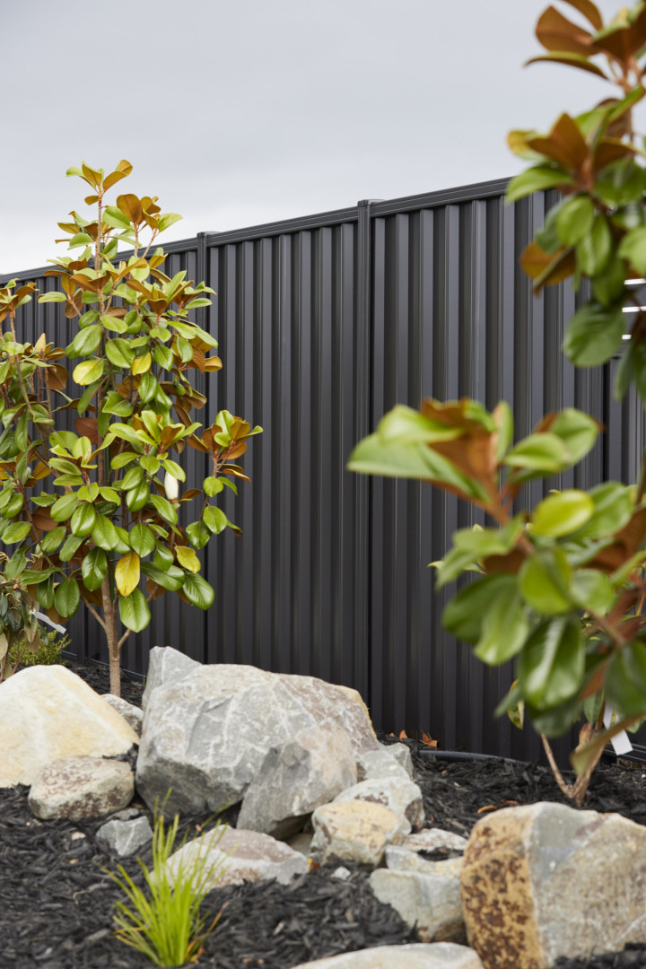 Pre-Painted Steel Fencing New Zealand » COLORSTEEL®